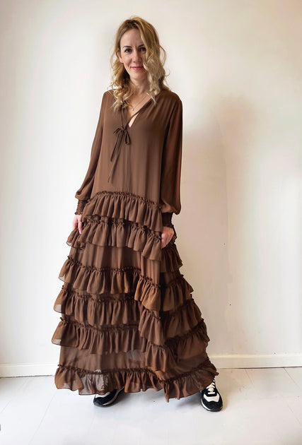 Freya maxi dress Dusty Brown – Naledi Copenhagen Official Online Store